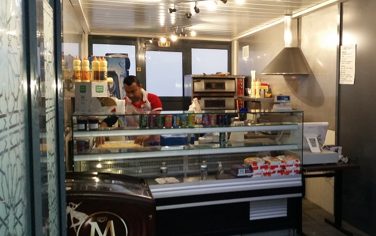 Crêpe Halal à Créteil, Pizza - La petite cabane de la mosquée